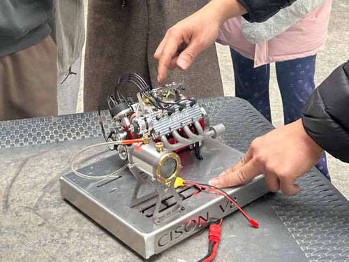 Cison Delays Production of V8 Engine Model Kits | Stirlingkit - Stirlingkit